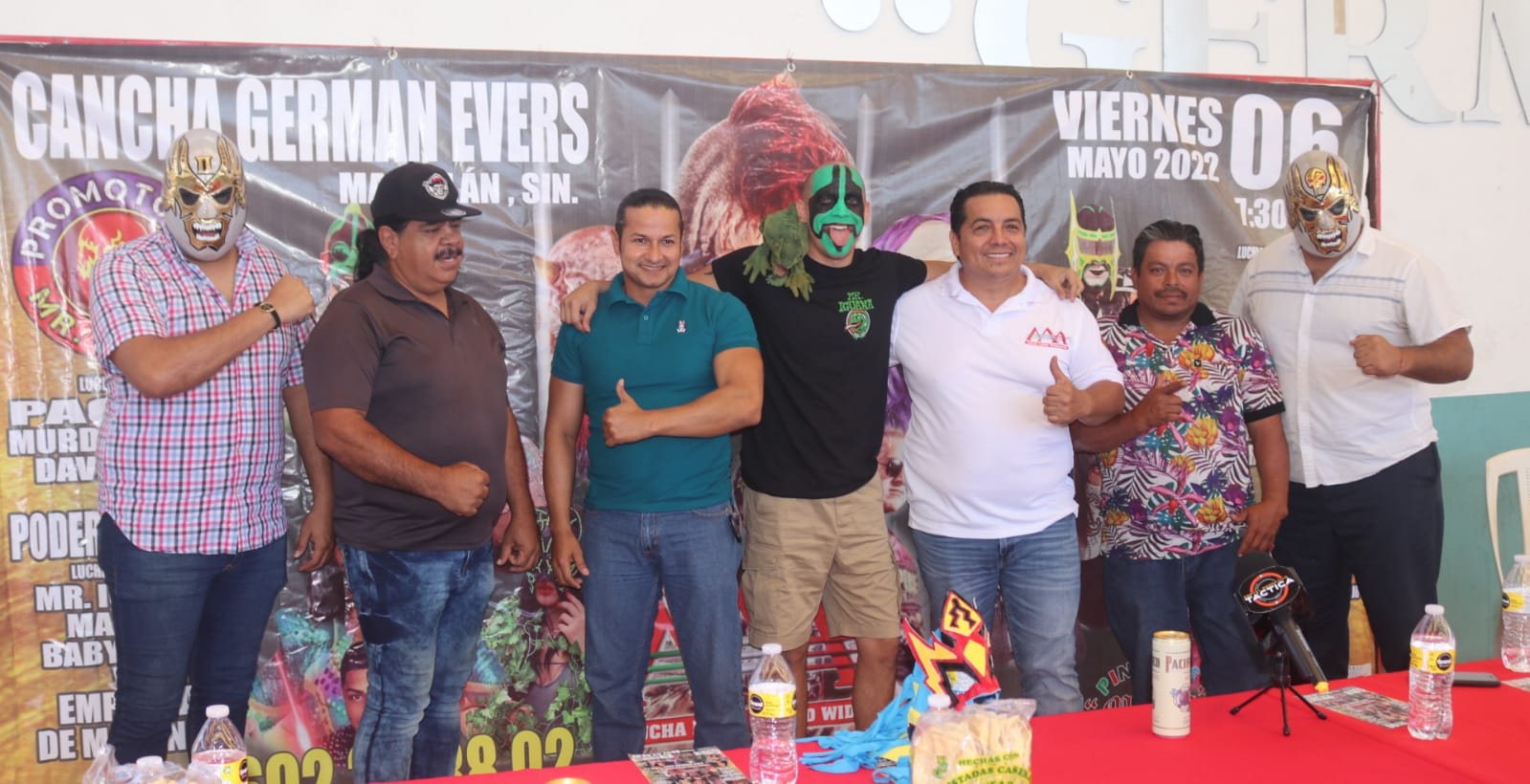 ¡Regresa la lucha libre a la German Evers! - Punto y Coma Noticias