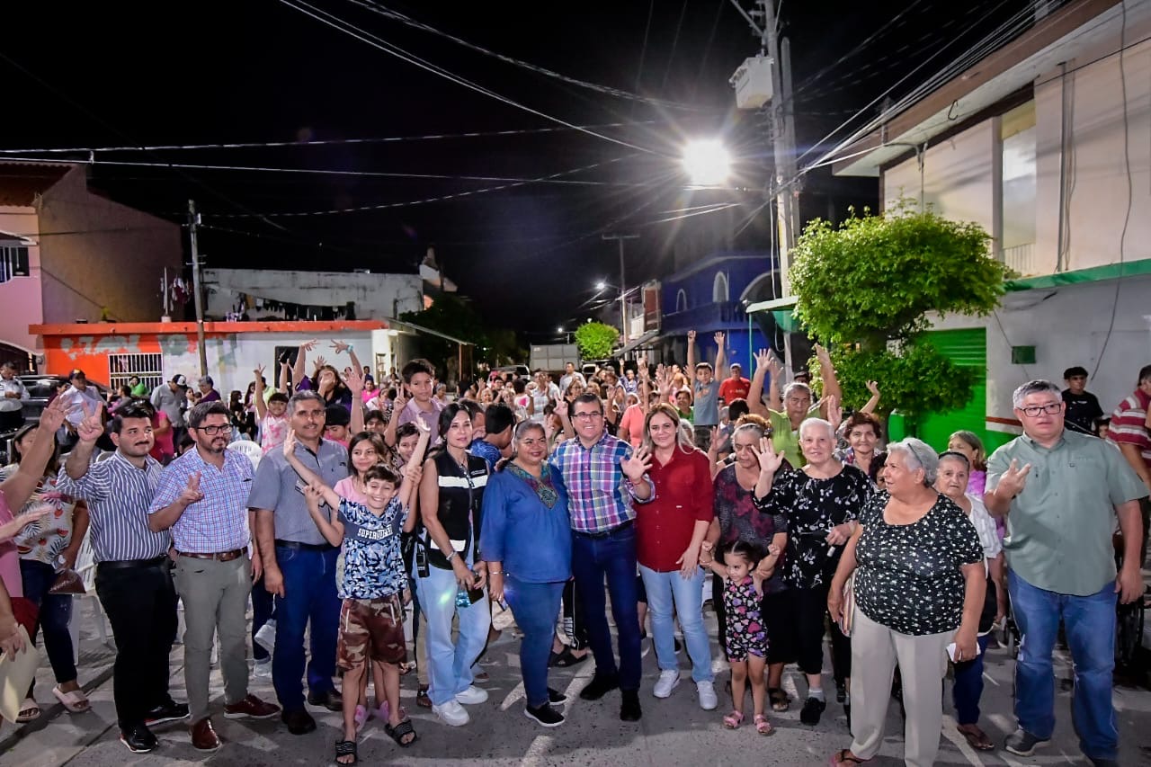 Se encienden las noches en la colonia “Esperanza” con la instalación de ...